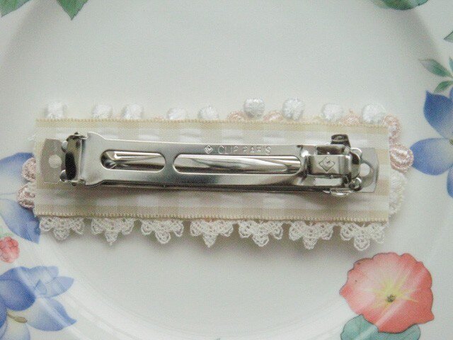 New ☆可愛い♪ベビーピンク＆パールレース バレッタ | iichi 日々の暮らしを心地よくするハンドメイドやアンティークのマーケットプレイス