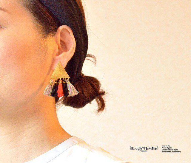 Triangle fringe pierce Red 片耳販売 | iichi ハンドメイド・クラフト作品・手仕事品の通販