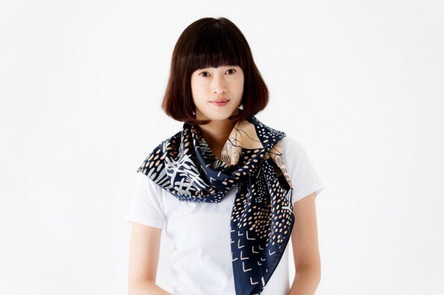 Mountain Blossom Midnight Blue | iichi 日々の暮らしを心地よくするハンドメイドやアンティークのマーケットプレイス