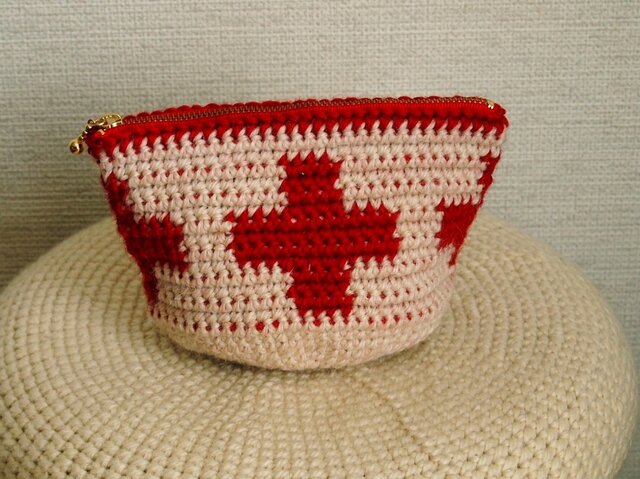 WOOL!*クロスかぎ針ポーチ*赤×エクリュ | corkshoes | ハンドメイド通販 iichi（いいち）