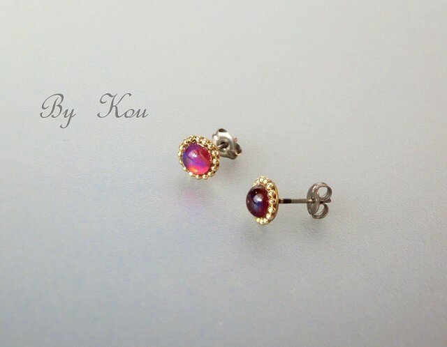 ＊petit＊ヴィンテージ・ピアス。～cherry～ | iichi 日々の暮らしを心地よくするハンドメイドやアンティークのマーケットプレイス