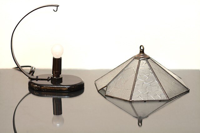 ランプ 雨宿り H2 | iichi 日々の暮らしを心地よくするハンドメイドやアンティークのマーケットプレイス