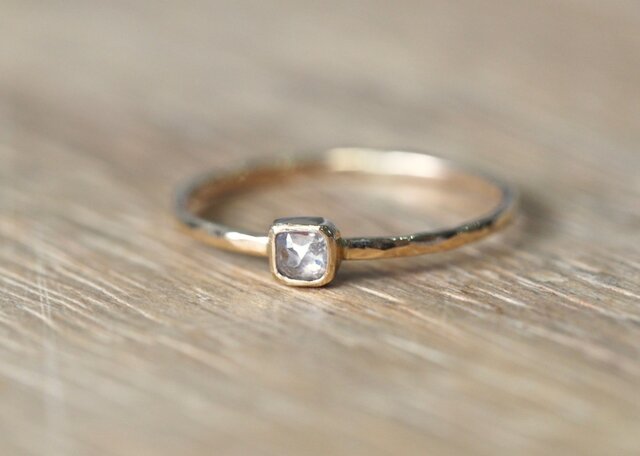 Baby Translucent Diamond Ring | iichi ハンドメイド・クラフト作品・手仕事品の通販