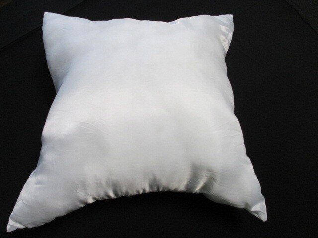 ﾇｰﾄﾞｸｯｼｮﾝ 40x40cm 2個 | iichi ハンドメイド・クラフト作品・手仕事品の通販