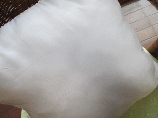 ヌードクッション 40x40cm | iichi ハンドメイド・クラフト作品・手仕事品の通販