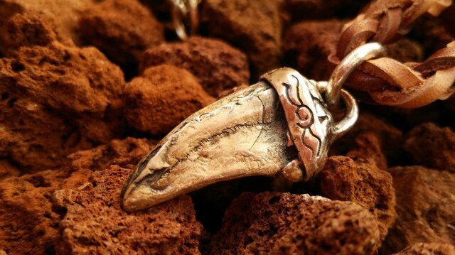 The Fang -type S01- | iichi ハンドメイド・クラフト作品・手仕事品の通販