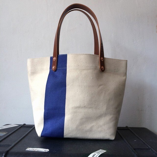 ステンシル"A"入り小振りなトートバッグ0166 | iichi ハンドメイド・クラフト作品・手仕事品の通販