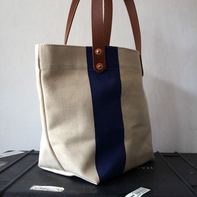 ステンシル"A"入り小振りなトートバッグ0166 | iichi ハンドメイド・クラフト作品・手仕事品の通販