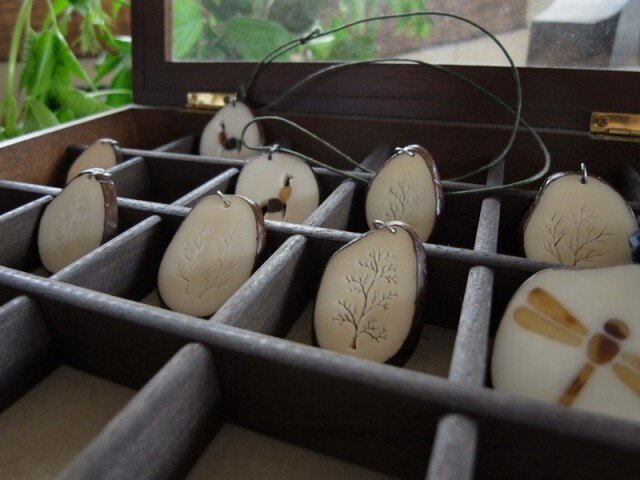 タグア ペンダントトップ「冬枯立(ふゆこだち)」作品No.258 | iichi ハンドメイド・クラフト作品・手仕事品の通販