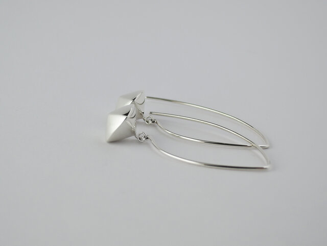 fundo- ピアス | iichi ハンドメイド・クラフト作品・手仕事品の通販