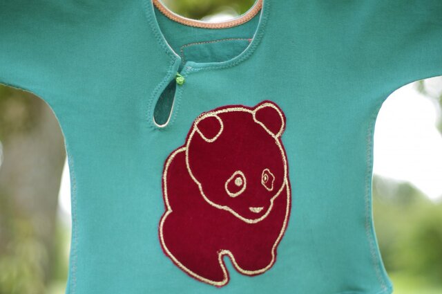 T-shirt Panda Rubis | iichi ハンドメイド・クラフト作品・手仕事品の通販