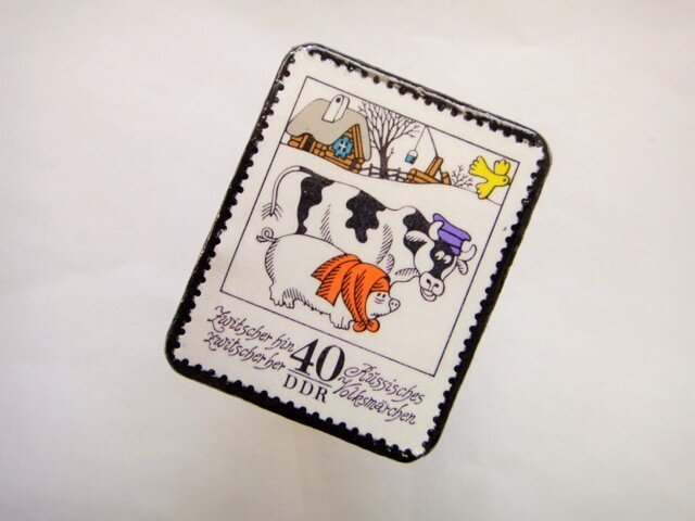 旧東ドイツ 童話切手ブローチ614 | iichi ハンドメイド・クラフト作品・手仕事品の通販