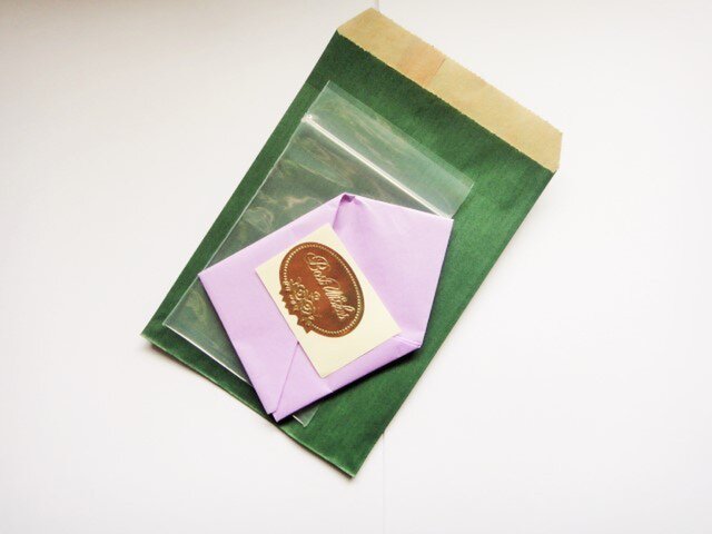 旧東ドイツ 童話切手ブローチ614 | iichi ハンドメイド・クラフト作品・手仕事品の通販