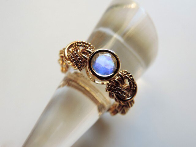 Moonshiny ( heart ) 』Ring by K14GF | iichi 日々の暮らしを心地よくするハンドメイドやアンティークのマーケットプレイス