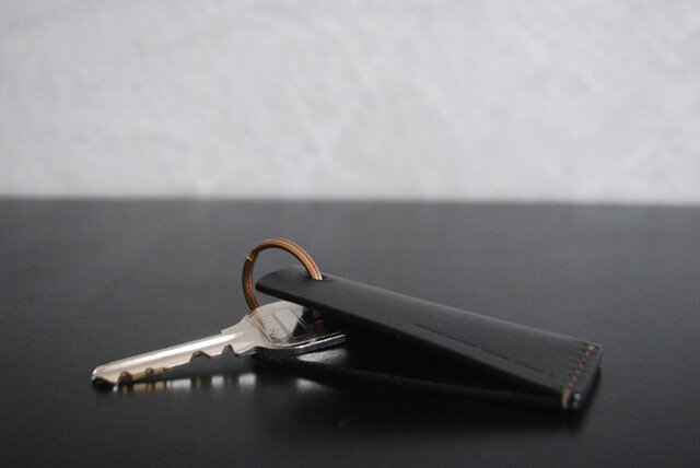 Key cover_bk | iichi ハンドメイド・クラフト作品・手仕事品の通販