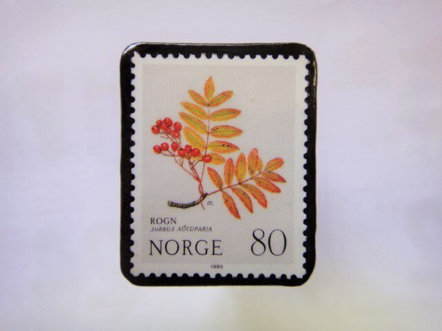 ノルウエー 切手ブローチ1018 | iichi ハンドメイド・クラフト作品・手仕事品の通販