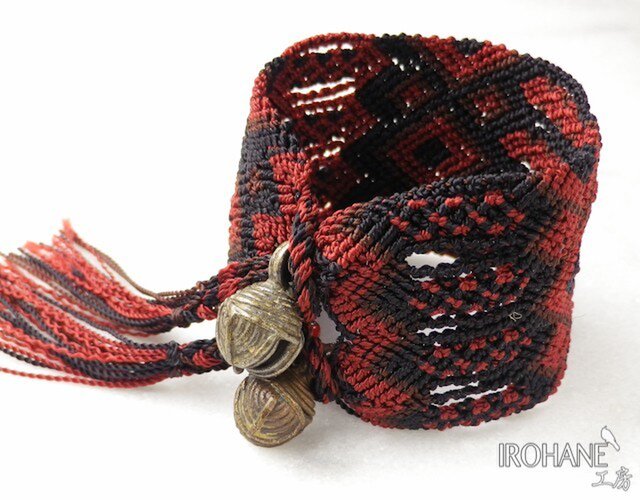 マヤ末裔が作るミサンガを脱着可能に。大 骨董鈴 16cm | iichi 日々の暮らしを心地よくするハンドメイドやアンティークのマーケットプレイス