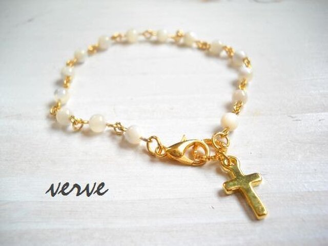 Cross Bracelet White MOP | iichi ハンドメイド・クラフト作品・手仕事品の通販