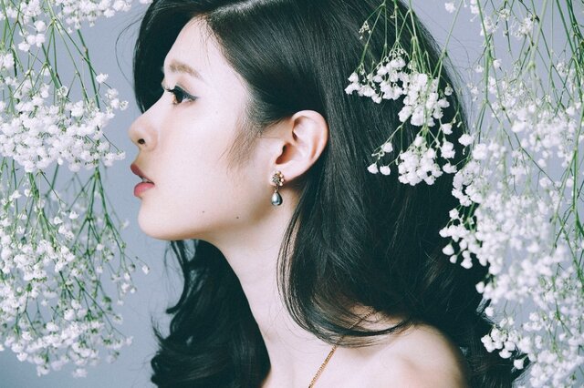 COR-DATE MissGrace,花としずくのピアス，グレーパール | iichi ハンドメイド・クラフト作品・手仕事品の通販