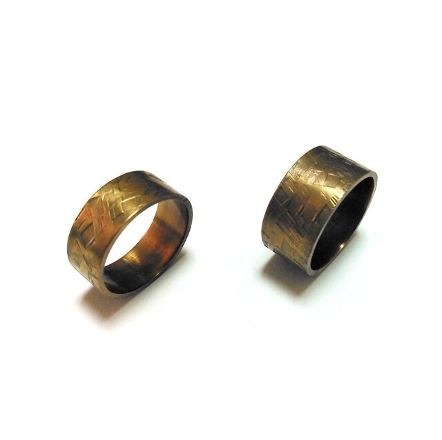 Textured Brass Ring | iichi ハンドメイド・クラフト作品・手仕事品の通販