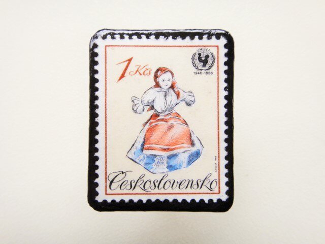 チェコスロバキア 切手ブローチ1239 | iichi ハンドメイド・クラフト作品・手仕事品の通販