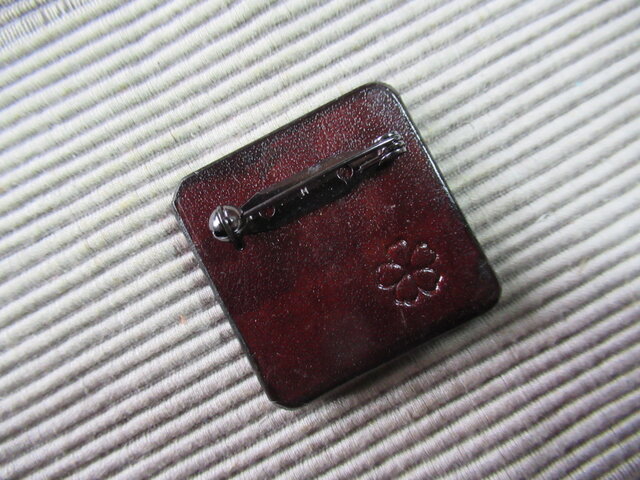 日本 切手ブローチ 1560 | iichi ハンドメイド・クラフト作品・手仕事品の通販