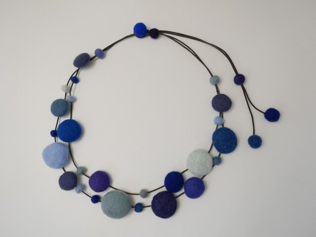 Two steps_Blue | iichi 日々の暮らしを心地よくするハンドメイドやアンティークのマーケットプレイス