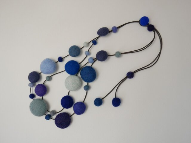 Two steps_Blue | iichi 日々の暮らしを心地よくするハンドメイドやアンティークのマーケットプレイス