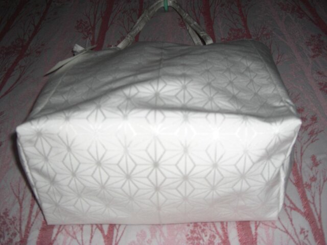 帯バッグ 麻の葉織柄 （産土「うぶすな」）SOLD OUT | iichi 日々の暮らしを心地よくするハンドメイドやアンティークのマーケットプレイス